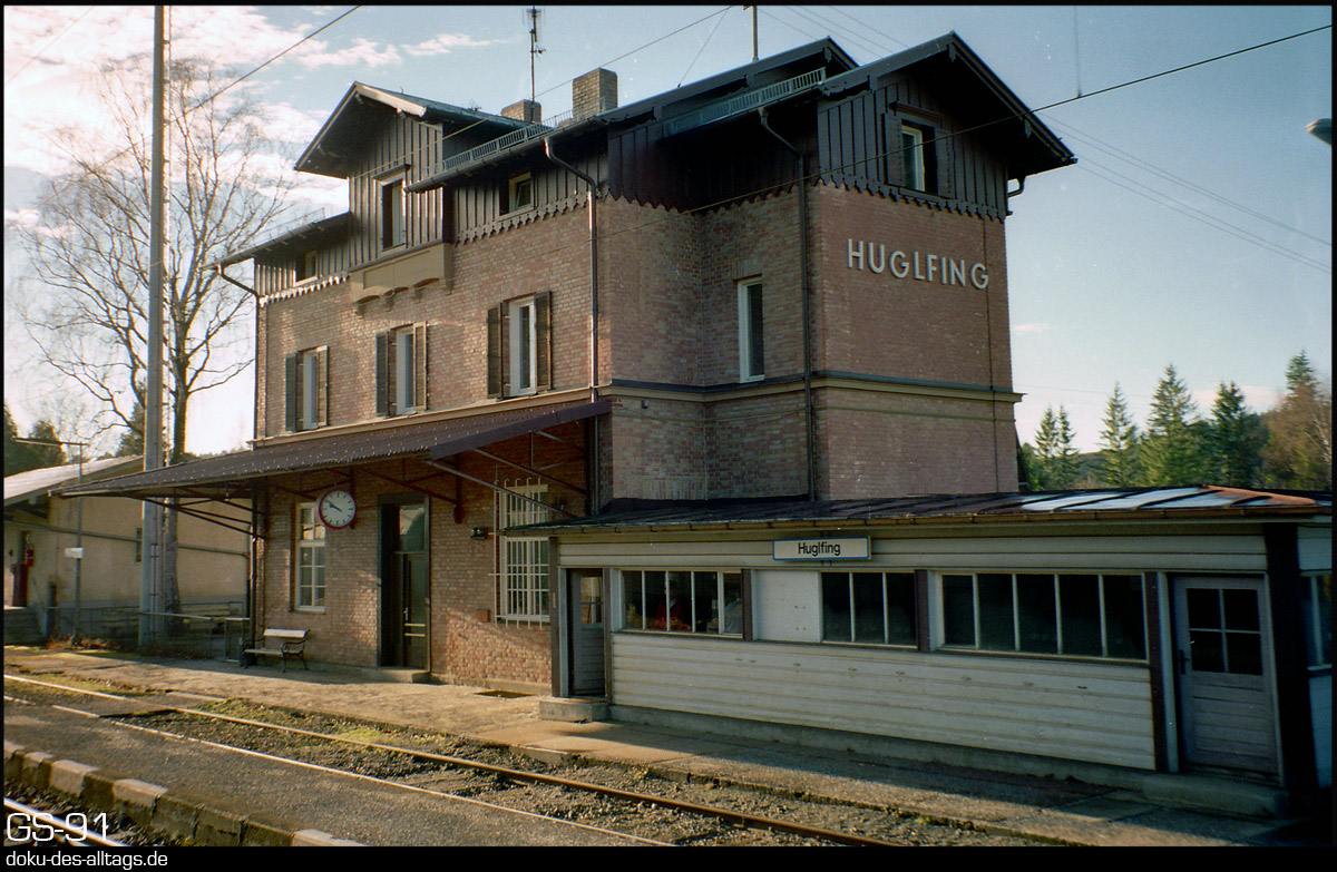 Strecken und Bahnhöfe