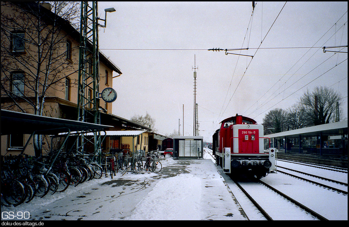 Strecken und Bahnhöfe