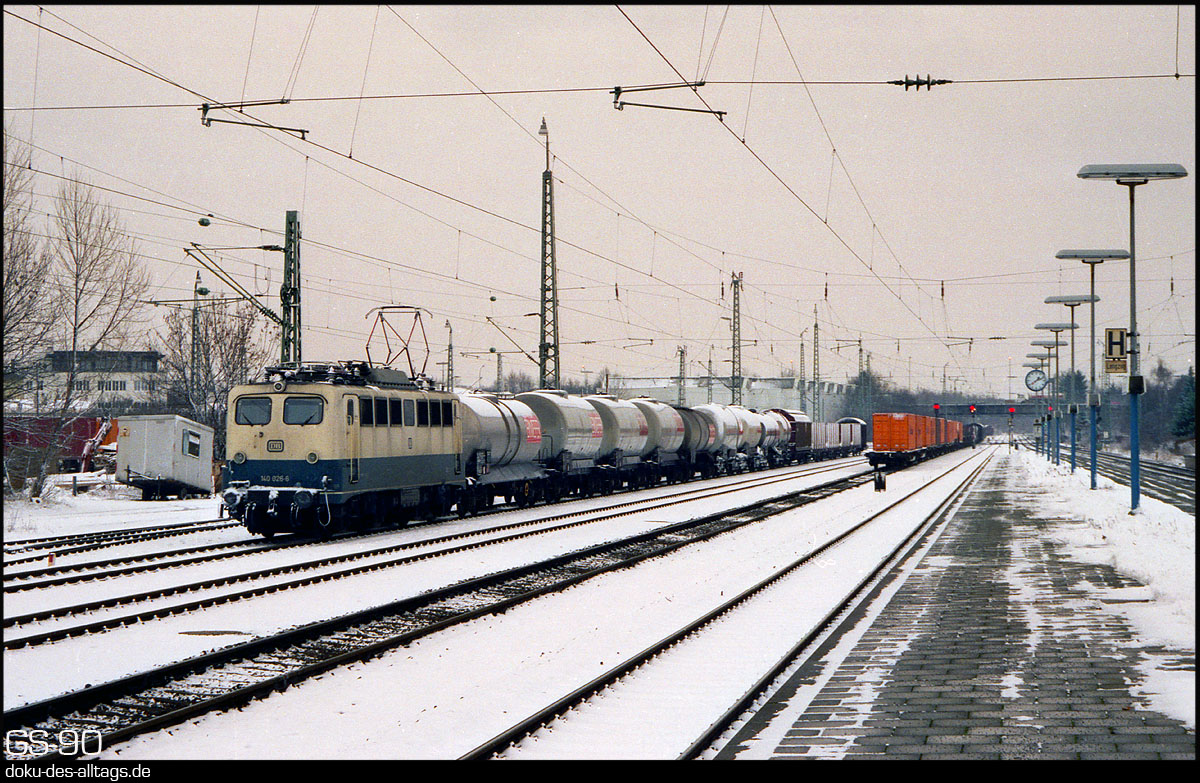 Strecken und Bahnhöfe