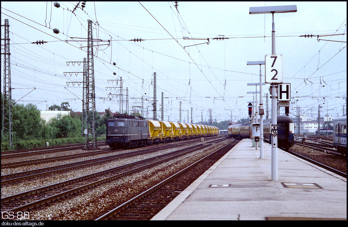 Strecken und Bahnhöfe